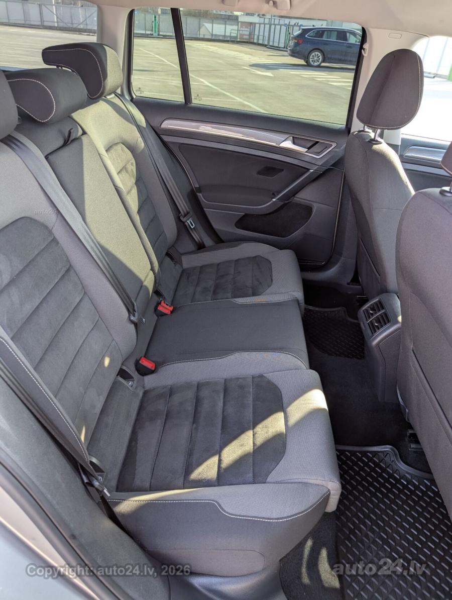 Pelēks Volkswagen Golf 2017 Rapla, ar dzinēja tilpumu 2.00 L un nobraukumu 230 tūkst. km par 13000 €, foto 14 vietnē AUTOMOTO.COM.LV
