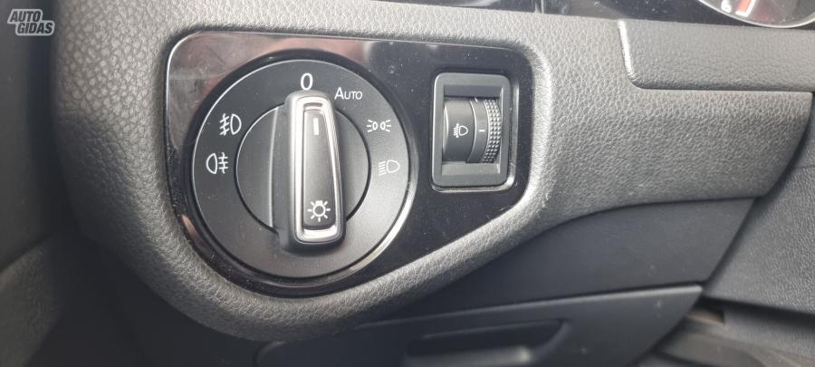 Pelēks Volkswagen Golf 2017 Kėdainiai, ar dzinēja tilpumu 1.60 L un nobraukumu 256 tūkst. km par 6999 €, foto 19 vietnē AUTOMOTO.COM.LV