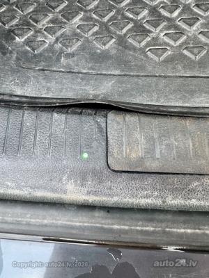 Grey Volkswagen Golf 2017 in Tallinn, with an engine capacity of 1.40 L and mileage of 225 thousand km for 9500 €, photo 7 on AUTOMOTO.COM.LV