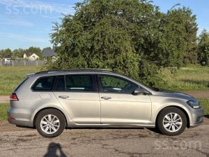 Grey Volkswagen Golf 2017 in Riga, with an engine capacity of 1.60 L and mileage of 238 thousand km for 5990 €, photo 7 on AUTOMOTO.COM.LV