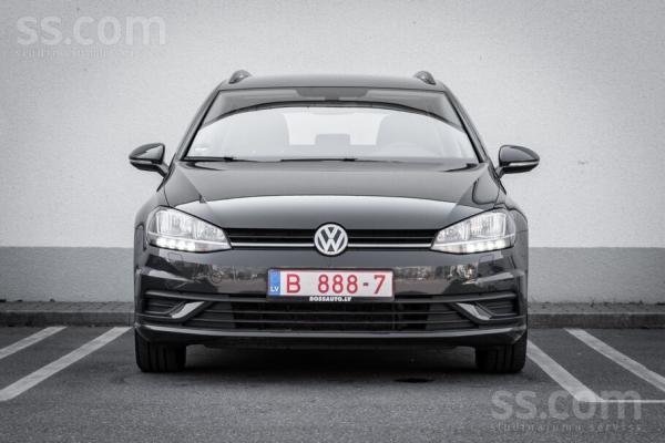 Pelēks Volkswagen Golf 2017 Rīga, ar dzinēja tilpumu 1.60 L un nobraukumu 160 tūkst. km par 10650 €, foto 2 vietnē AUTOMOTO.COM.LV