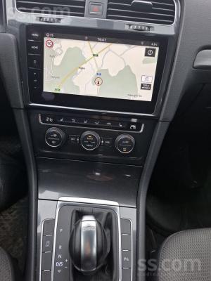 Grey Volkswagen Golf 2017 in Riga, with an engine capacity of 1.60 L and mileage of 177 thousand km for 9400 €, photo 8 on AUTOMOTO.COM.LV
