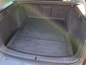 Grey Volkswagen Golf 2017 in Riga, with an engine capacity of 1.60 L and mileage of 177 thousand km for 9400 €, photo 13 on AUTOMOTO.COM.LV