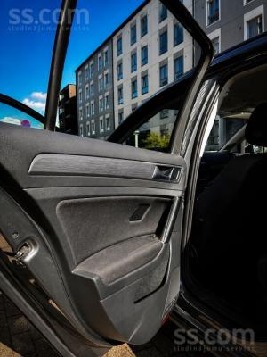 Pelēks Volkswagen Golf 2017 Rīga, ar dzinēja tilpumu 1.40 L un nobraukumu 133 tūkst. km par 11500 €, foto 13 vietnē AUTOMOTO.COM.LV