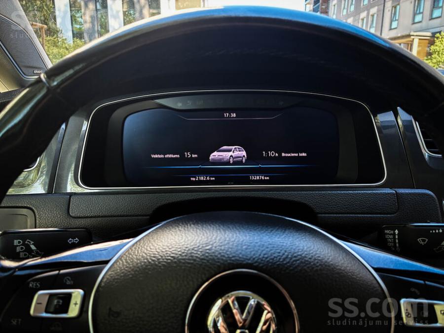 Pelēks Volkswagen Golf 2017 Rīga, ar dzinēja tilpumu 1.40 L un nobraukumu 133 tūkst. km par 11500 €, foto 14 vietnē AUTOMOTO.COM.LV