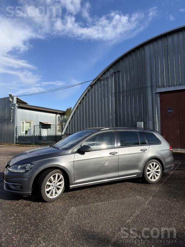 Grey Volkswagen Golf 2017 in Riga, with an engine capacity of 1.40 L and mileage of 260 thousand km for 7700 €, photo 3 on AUTOMOTO.COM.LV