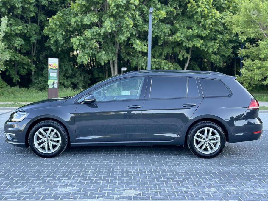 Pelēks Volkswagen Golf 2017 Viļņa, ar dzinēja tilpumu 1.60 L un nobraukumu 202 tūkst. km par 8500 €, foto 3 vietnē AUTOMOTO.COM.LV
