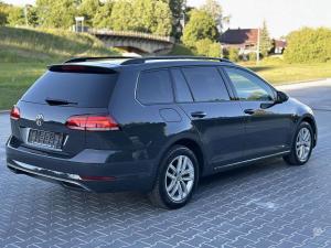 Pelēks Volkswagen Golf 2017 Viļņa, ar dzinēja tilpumu 1.60 L un nobraukumu 202 tūkst. km par 8500 €, foto 6 vietnē AUTOMOTO.COM.LV