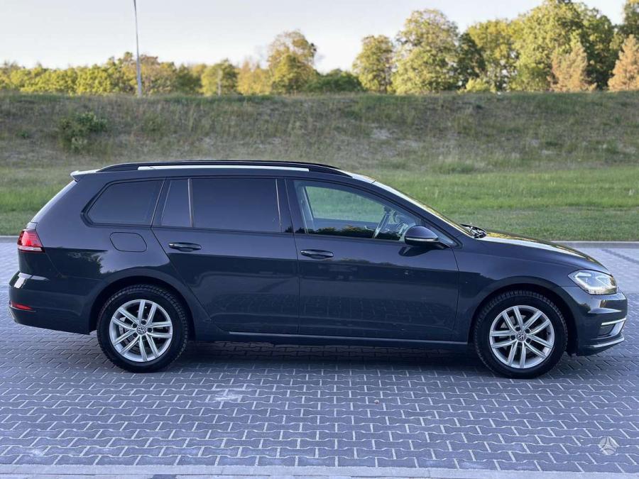 Pelēks Volkswagen Golf 2017 Viļņa, ar dzinēja tilpumu 1.60 L un nobraukumu 202 tūkst. km par 8500 €, foto 7 vietnē AUTOMOTO.COM.LV