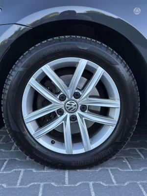 Pelēks Volkswagen Golf 2017 Viļņa, ar dzinēja tilpumu 1.60 L un nobraukumu 202 tūkst. km par 8500 €, foto 36 vietnē AUTOMOTO.COM.LV