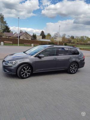 Pelēks Volkswagen Golf 2017 Kauņa, ar dzinēja tilpumu 1.60 L un nobraukumu 249 tūkst. km par 7000 €, foto 4 vietnē AUTOMOTO.COM.LV