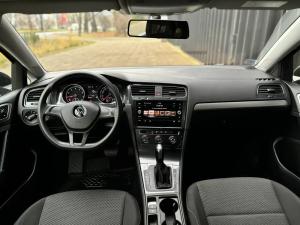 Pelēks Volkswagen Golf 2017 Rīga, ar dzinēja tilpumu 1.00 L un nobraukumu 174 tūkst. km par 7900 €, foto 6 vietnē AUTOMOTO.COM.LV