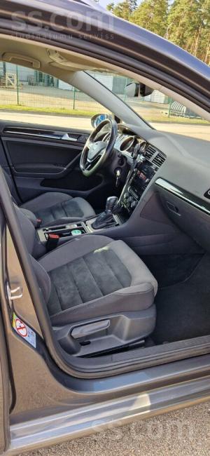 Grey Volkswagen Golf 2017 in Riga, with an engine capacity of 2.00 L and mileage of 237 thousand km for 10750 €, photo 7 on AUTOMOTO.COM.LV
