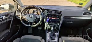 Grey Volkswagen Golf 2017 in Riga, with an engine capacity of 2.00 L and mileage of 237 thousand km for 10750 €, photo 9 on AUTOMOTO.COM.LV