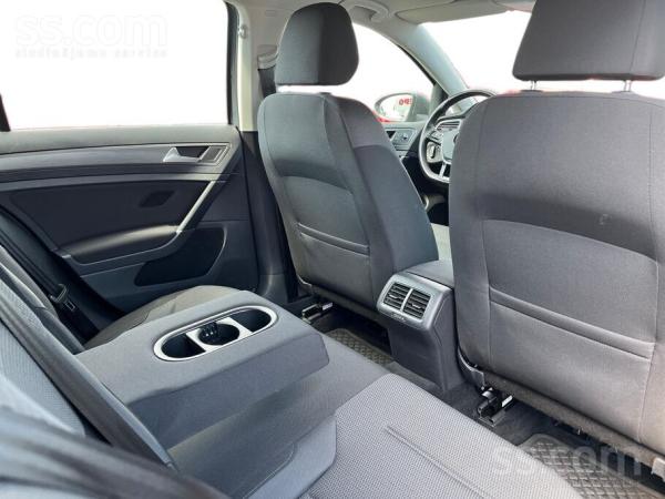 Pelēks Volkswagen Golf 2017 Rīga, ar dzinēja tilpumu 1.60 L un nobraukumu 178 tūkst. km par 9900 €, foto 7 vietnē AUTOMOTO.COM.LV