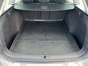 Pelēks Volkswagen Golf 2017 Rīga, ar dzinēja tilpumu 1.60 L un nobraukumu 178 tūkst. km par 9900 €, foto 11 vietnē AUTOMOTO.COM.LV
