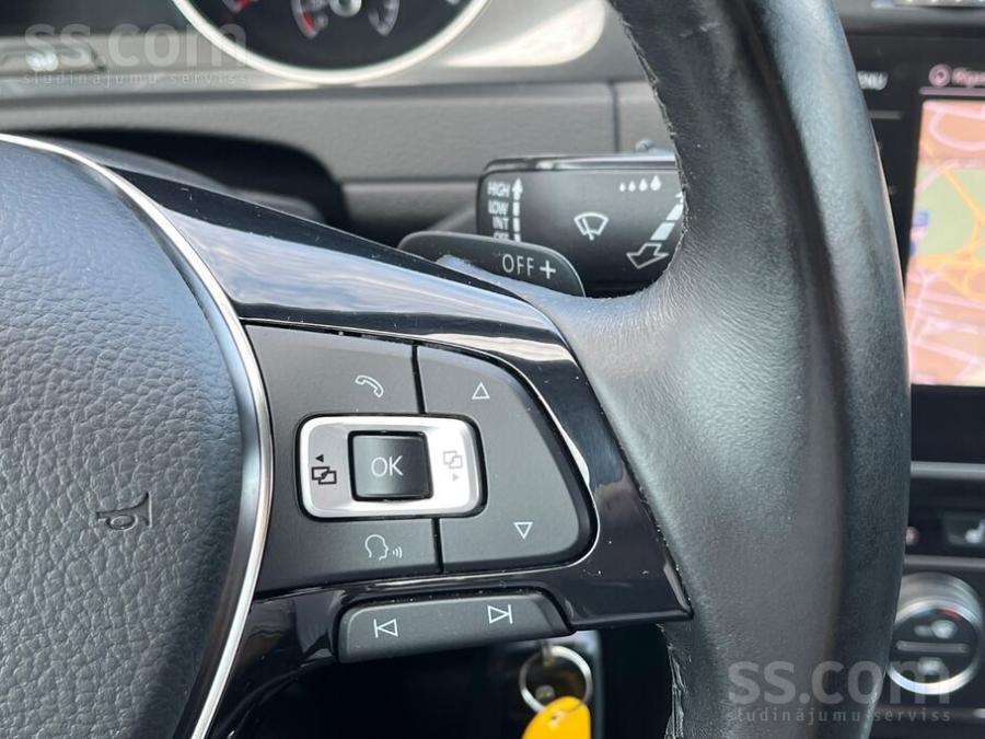 Pelēks Volkswagen Golf 2017 Rīga, ar dzinēja tilpumu 1.60 L un nobraukumu 178 tūkst. km par 9900 €, foto 18 vietnē AUTOMOTO.COM.LV