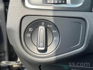 Pelēks Volkswagen Golf 2017 Rīga, ar dzinēja tilpumu 1.60 L un nobraukumu 178 tūkst. km par 9900 €, foto 19 vietnē AUTOMOTO.COM.LV
