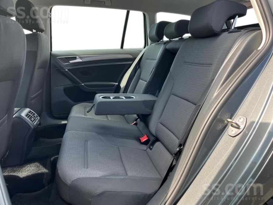 Pelēks Volkswagen Golf 2017 Rīga, ar dzinēja tilpumu 1.60 L un nobraukumu 178 tūkst. km par 9900 €, foto 22 vietnē AUTOMOTO.COM.LV