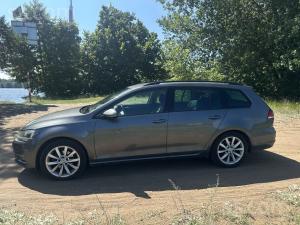 Grey Volkswagen Golf 2017 in Riga, with an engine capacity of 1.40 L and mileage of 261 thousand km for 6990 €, photo 5 on AUTOMOTO.COM.LV