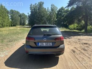 Grey Volkswagen Golf 2017 in Riga, with an engine capacity of 1.40 L and mileage of 261 thousand km for 6990 €, photo 6 on AUTOMOTO.COM.LV