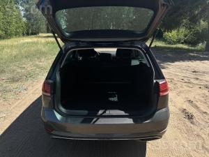 Grey Volkswagen Golf 2017 in Riga, with an engine capacity of 1.40 L and mileage of 261 thousand km for 6990 €, photo 17 on AUTOMOTO.COM.LV