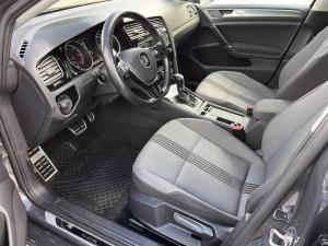 Pelēks Volkswagen Golf 2017 Sigulda, ar dzinēja tilpumu 1.60 L un nobraukumu 185 tūkst. km par 10990 €, foto 20 vietnē AUTOMOTO.COM.LV