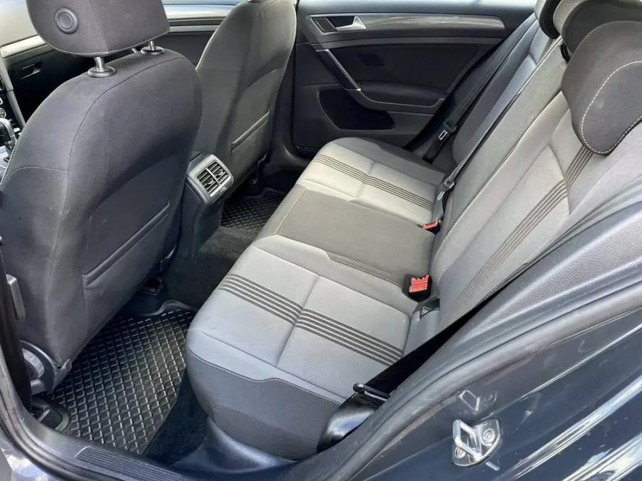 Pelēks Volkswagen Golf 2017 Sigulda, ar dzinēja tilpumu 1.60 L un nobraukumu 185 tūkst. km par 10990 €, foto 23 vietnē AUTOMOTO.COM.LV
