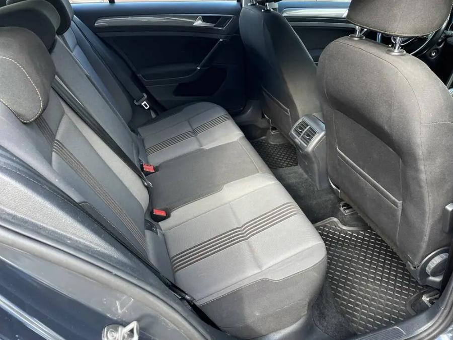Pelēks Volkswagen Golf 2017 Sigulda, ar dzinēja tilpumu 1.60 L un nobraukumu 185 tūkst. km par 10990 €, foto 25 vietnē AUTOMOTO.COM.LV