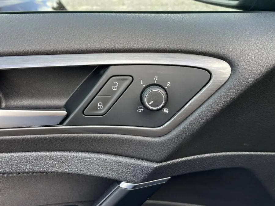 Pelēks Volkswagen Golf 2017 Sigulda, ar dzinēja tilpumu 1.60 L un nobraukumu 185 tūkst. km par 10990 €, foto 29 vietnē AUTOMOTO.COM.LV