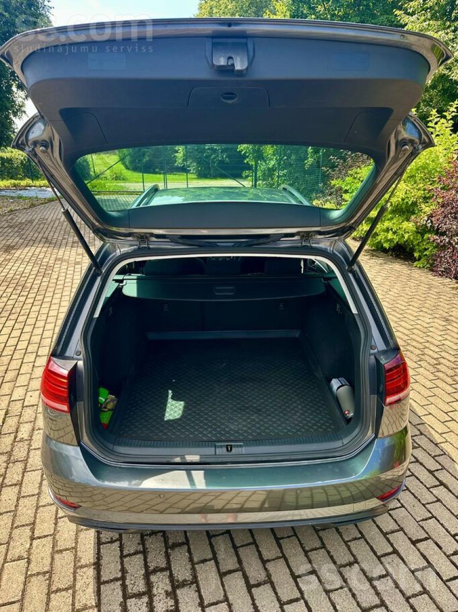 Grey Volkswagen Golf 2017 in Riga, with an engine capacity of 1.60 L and mileage of 128 thousand km for 9500 €, photo 9 on AUTOMOTO.COM.LV