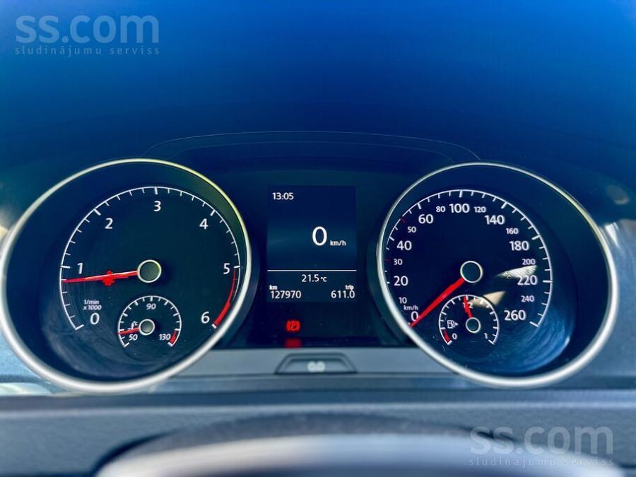 Grey Volkswagen Golf 2017 in Riga, with an engine capacity of 1.60 L and mileage of 128 thousand km for 9500 €, photo 16 on AUTOMOTO.COM.LV