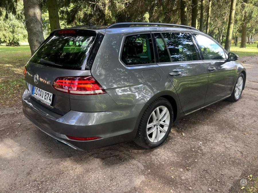 Pelēks Volkswagen Golf 2017 Vilkaviškis, ar dzinēja tilpumu 1.60 L un nobraukumu 161 tūkst. km par 9450 €, foto 6 vietnē AUTOMOTO.COM.LV