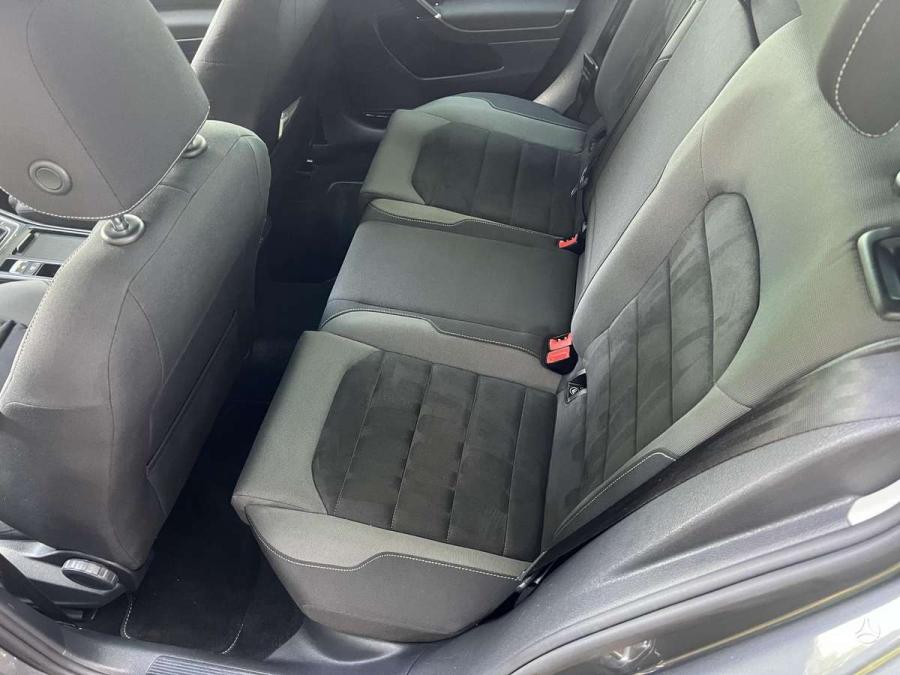 Pelēks Volkswagen Golf 2017 Vilkaviškis, ar dzinēja tilpumu 1.60 L un nobraukumu 161 tūkst. km par 9450 €, foto 14 vietnē AUTOMOTO.COM.LV