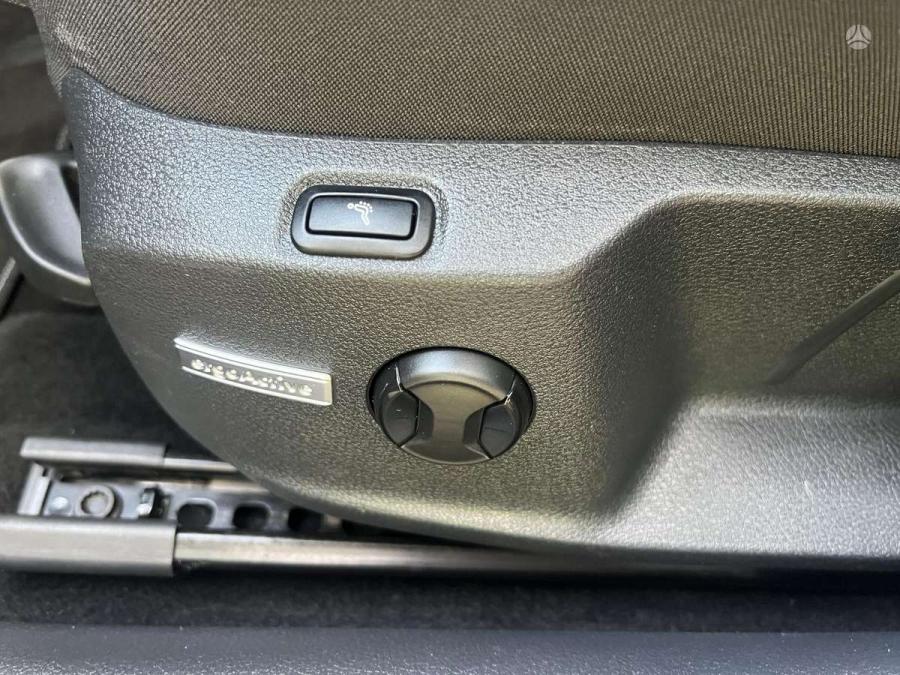 Pelēks Volkswagen Golf 2017 Vilkaviškis, ar dzinēja tilpumu 1.60 L un nobraukumu 161 tūkst. km par 9450 €, foto 15 vietnē AUTOMOTO.COM.LV