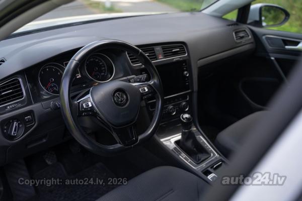 Pelēks Volkswagen Golf 2017 Tallina, ar dzinēja tilpumu 1.40 L un nobraukumu 237 tūkst. km par 7900 €, foto 9 vietnē AUTOMOTO.COM.LV