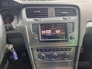 Pelēks Volkswagen Golf 2017 Rīga, ar dzinēja tilpumu 1.60 L un nobraukumu 180 tūkst. km par 7990 €, foto 4 vietnē AUTOMOTO.COM.LV