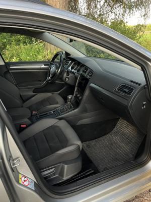 Pelēks Volkswagen Golf 2017 Tallina, ar dzinēja tilpumu 1.60 L un nobraukumu 299 tūkst. km par 8900 €, foto 8 vietnē AUTOMOTO.COM.LV