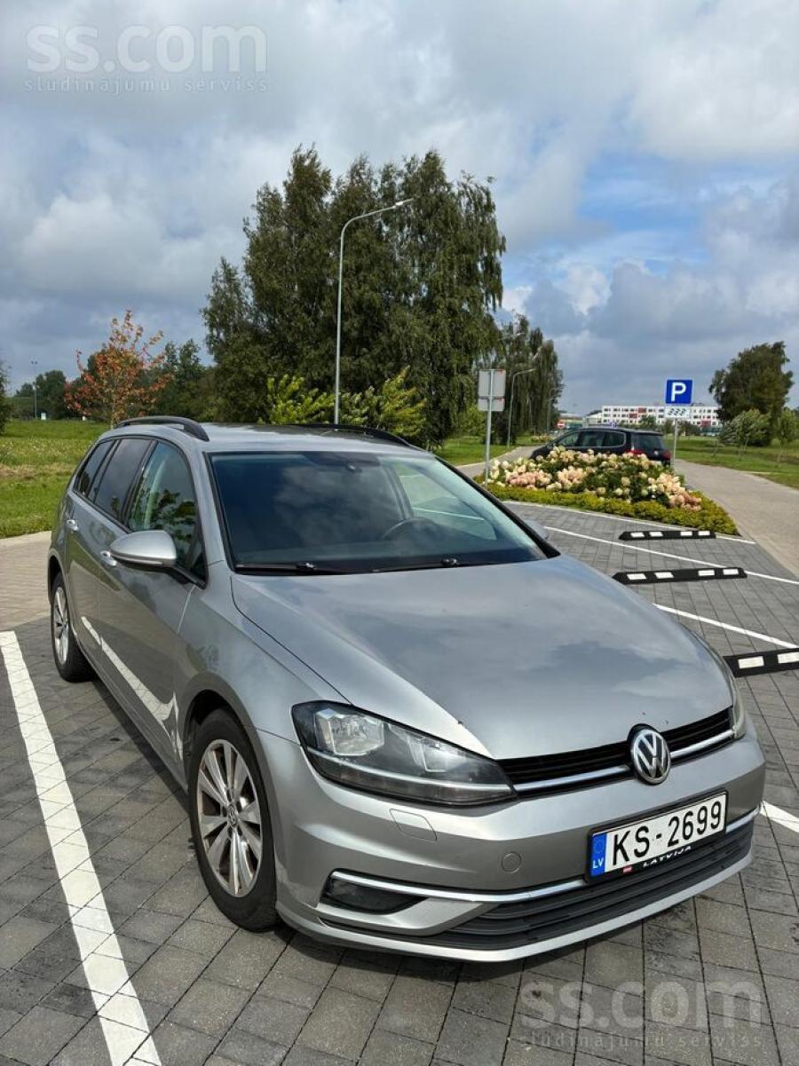 Grey Volkswagen Golf 2017 in Riga, with an engine capacity of 1.60 L and mileage of 209 thousand km for 5300 €, photo 1 on AUTOMOTO.COM.LV