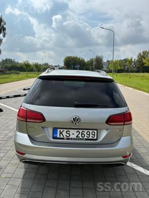 Grey Volkswagen Golf 2017 in Riga, with an engine capacity of 1.60 L and mileage of 209 thousand km for 5300 €, photo 5 on AUTOMOTO.COM.LV