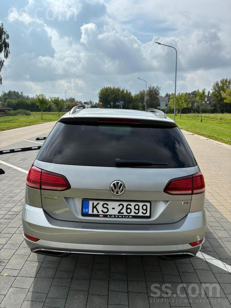 Grey Volkswagen Golf 2017 in Riga, with an engine capacity of 1.60 L and mileage of 209 thousand km for 5300 €, photo 5 on AUTOMOTO.COM.LV