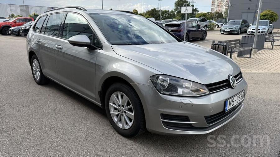 Grey Volkswagen Golf 2017 in Riga, with an engine capacity of 1.40 L and mileage of 271 thousand km for 4500 €, photo 7 on AUTOMOTO.COM.LV
