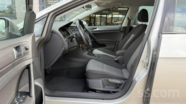 Grey Volkswagen Golf 2017 in Riga, with an engine capacity of 1.40 L and mileage of 271 thousand km for 4500 €, photo 10 on AUTOMOTO.COM.LV