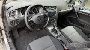Grey Volkswagen Golf 2017 in Riga, with an engine capacity of 1.40 L and mileage of 271 thousand km for 4500 €, photo 12 on AUTOMOTO.COM.LV