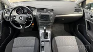 Grey Volkswagen Golf 2017 in Riga, with an engine capacity of 1.40 L and mileage of 271 thousand km for 4500 €, photo 17 on AUTOMOTO.COM.LV