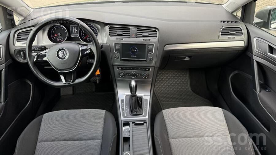 Grey Volkswagen Golf 2017 in Riga, with an engine capacity of 1.40 L and mileage of 271 thousand km for 4500 €, photo 17 on AUTOMOTO.COM.LV