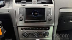 Grey Volkswagen Golf 2017 in Riga, with an engine capacity of 1.40 L and mileage of 271 thousand km for 4500 €, photo 20 on AUTOMOTO.COM.LV