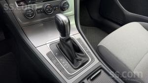 Grey Volkswagen Golf 2017 in Riga, with an engine capacity of 1.40 L and mileage of 271 thousand km for 4500 €, photo 22 on AUTOMOTO.COM.LV