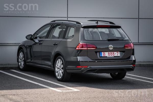 Grey Volkswagen Golf 2017 in Riga, with an engine capacity of 1.60 L and mileage of 160 thousand km for 9500 €, photo 7 on AUTOMOTO.COM.LV