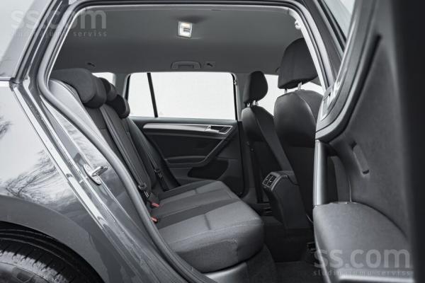 Grey Volkswagen Golf 2017 in Riga, with an engine capacity of 1.60 L and mileage of 160 thousand km for 9500 €, photo 11 on AUTOMOTO.COM.LV